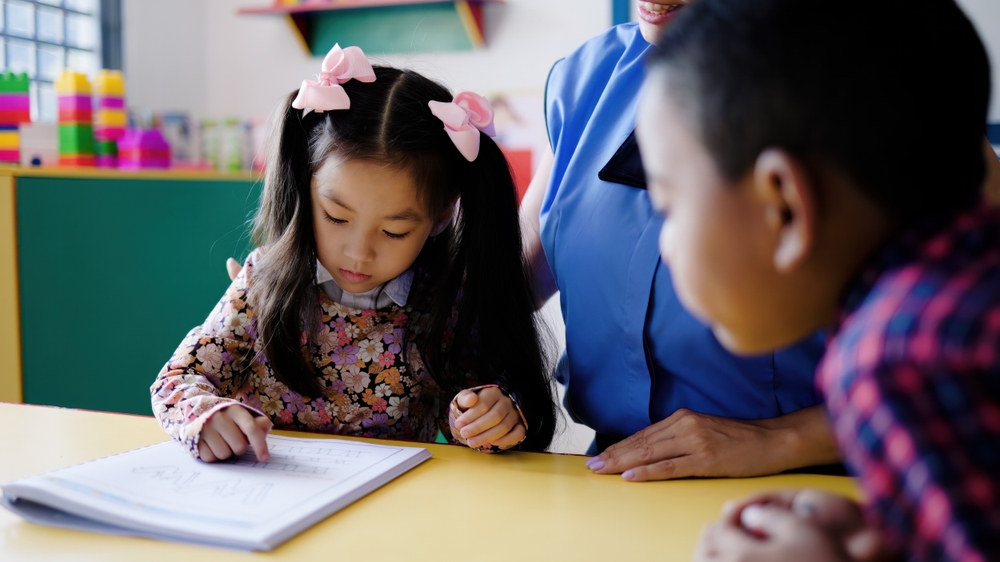 Boosting Early Literacy Skills: Fun Reading Activities for Preschoolers ...